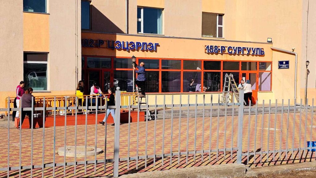 Бүх нийтийн их цэвэрлэгээгээр 800 тонн хог хаягдлыг цэвэрлэлээ Subeedei Mn