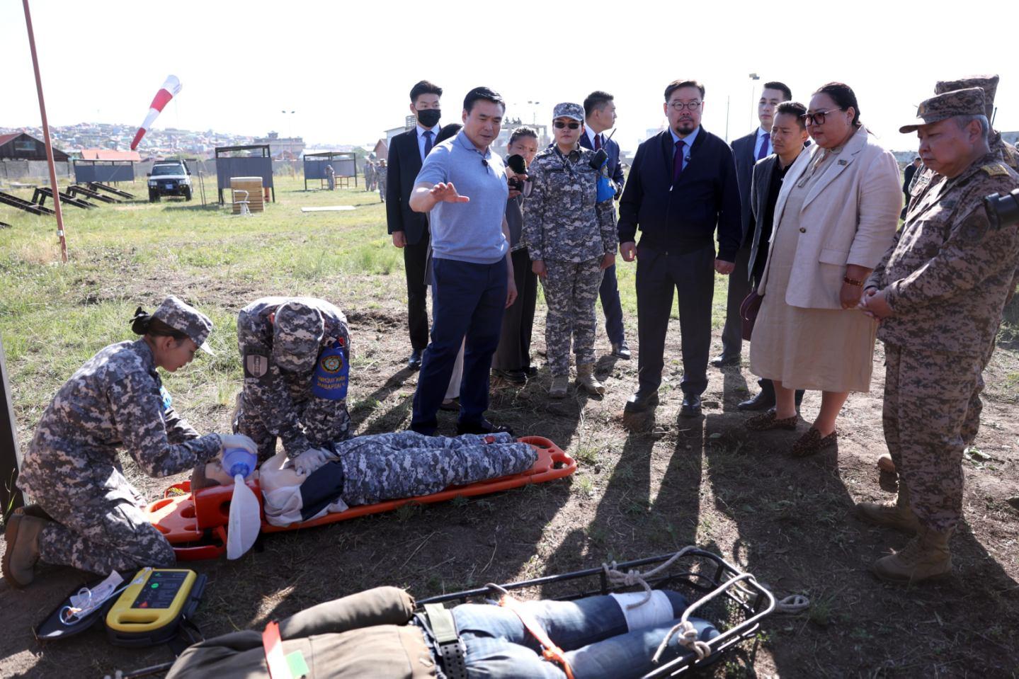 Онцгой байдлын алба хаагчдын онцгой нэмэгдлийн урамшууллыг 40 хувь болгож нэмнэ Subeedei Mn